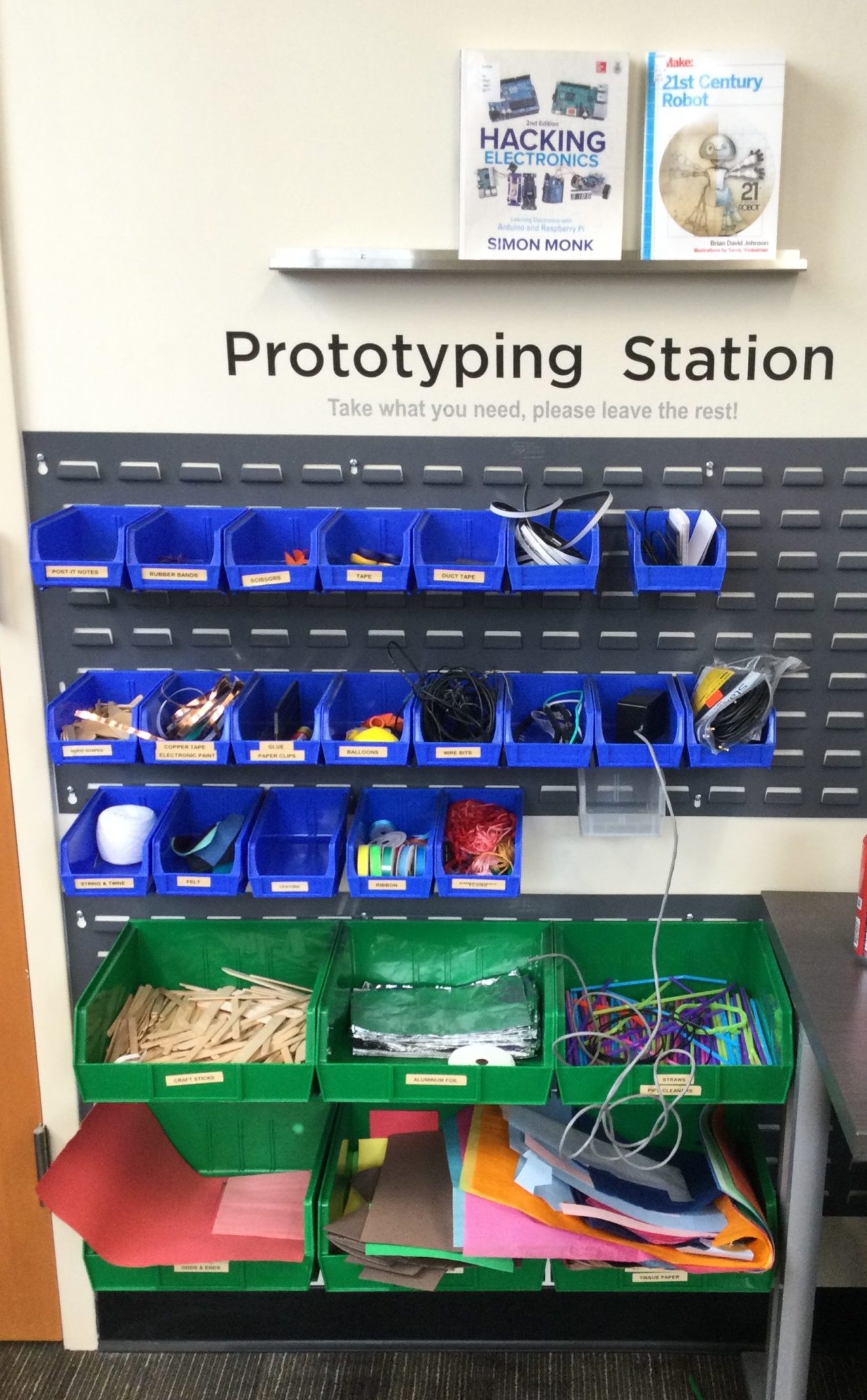 Explore the Creative Space! – Lichtenberger Engineering Library