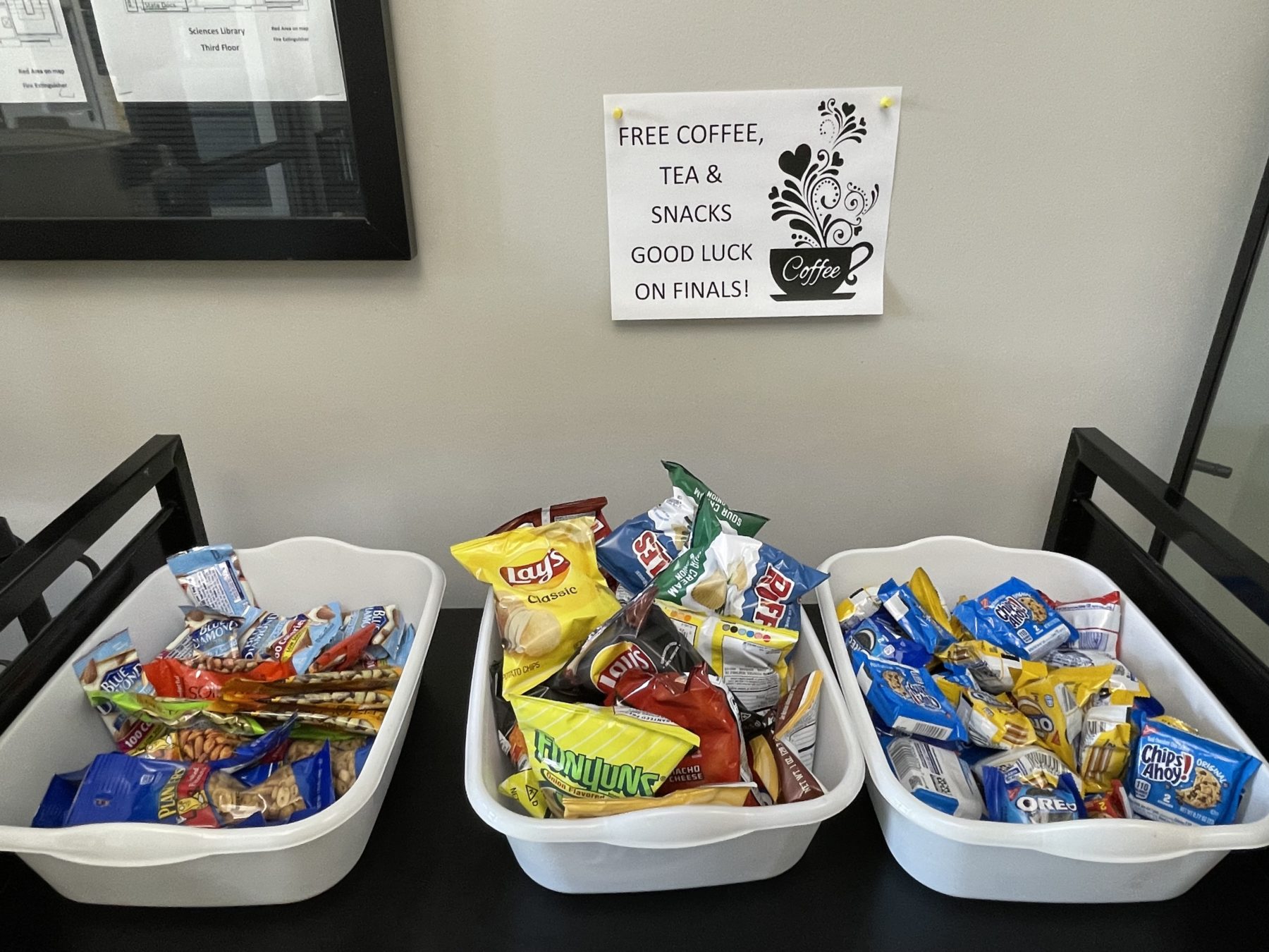 Free coffee & snacks at the Sciences Library for finals week ...